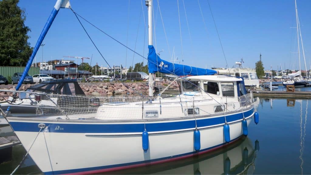 Hallberg-Rassy 94 -83 Suomi - Blue Ocean Oy